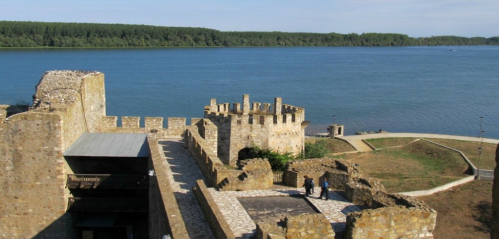 Smederevski vinski put-Tvrdjava-Smederevo - Turistička agencija Magelan ...