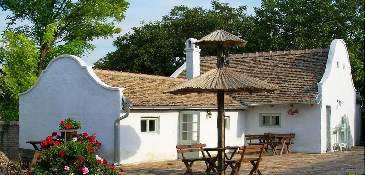 zekin-salas-krcedin - Turistička agencija Magelan, Novi Sad